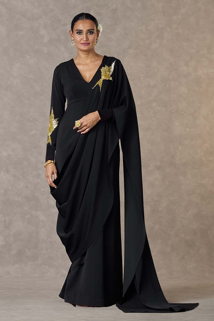 Shop Black Son-Chidiya Embroidered Saree Gown by MASABA at House of ...