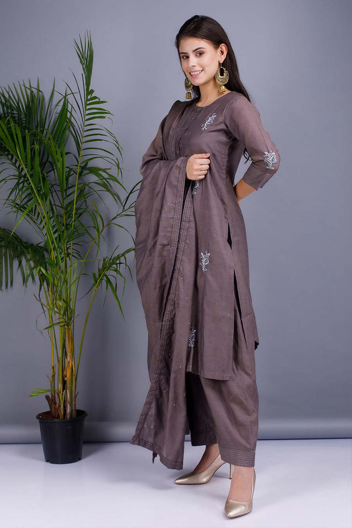 VASTRA DESIGN - Ethnic & Festive Designer Clothes for Women - House of ...